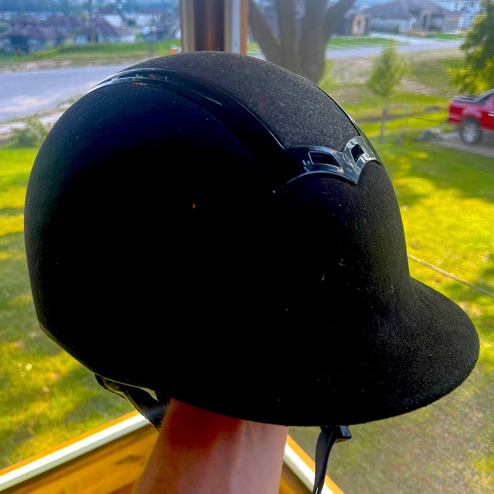 Tuff Rider 6 7/8 Helmet - Gem